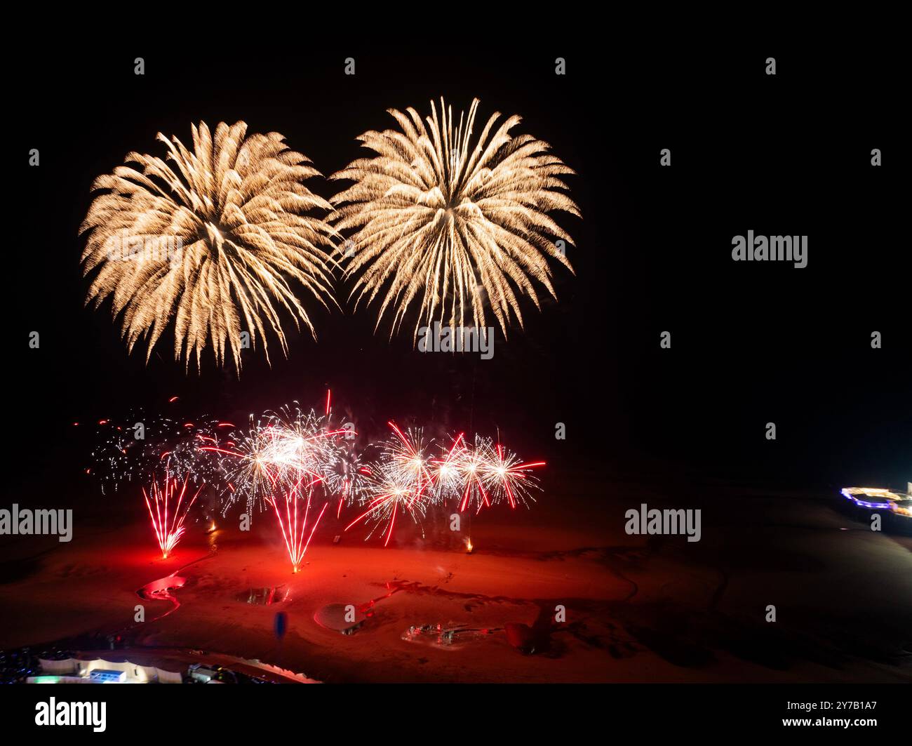 Exploding lights hi-res stock photography and images - Alamy