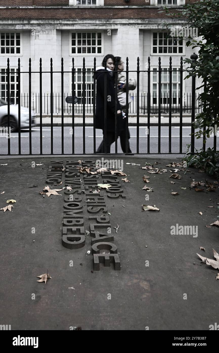 Tavistock Square Memorial Stock Photo - Alamy