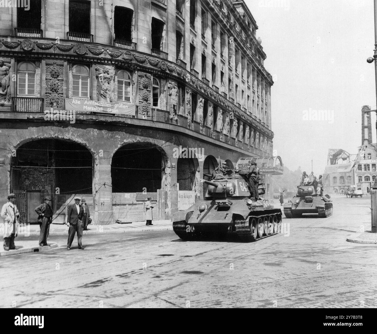 Welcome sign on building Black and White Stock Photos & Images - Alamy