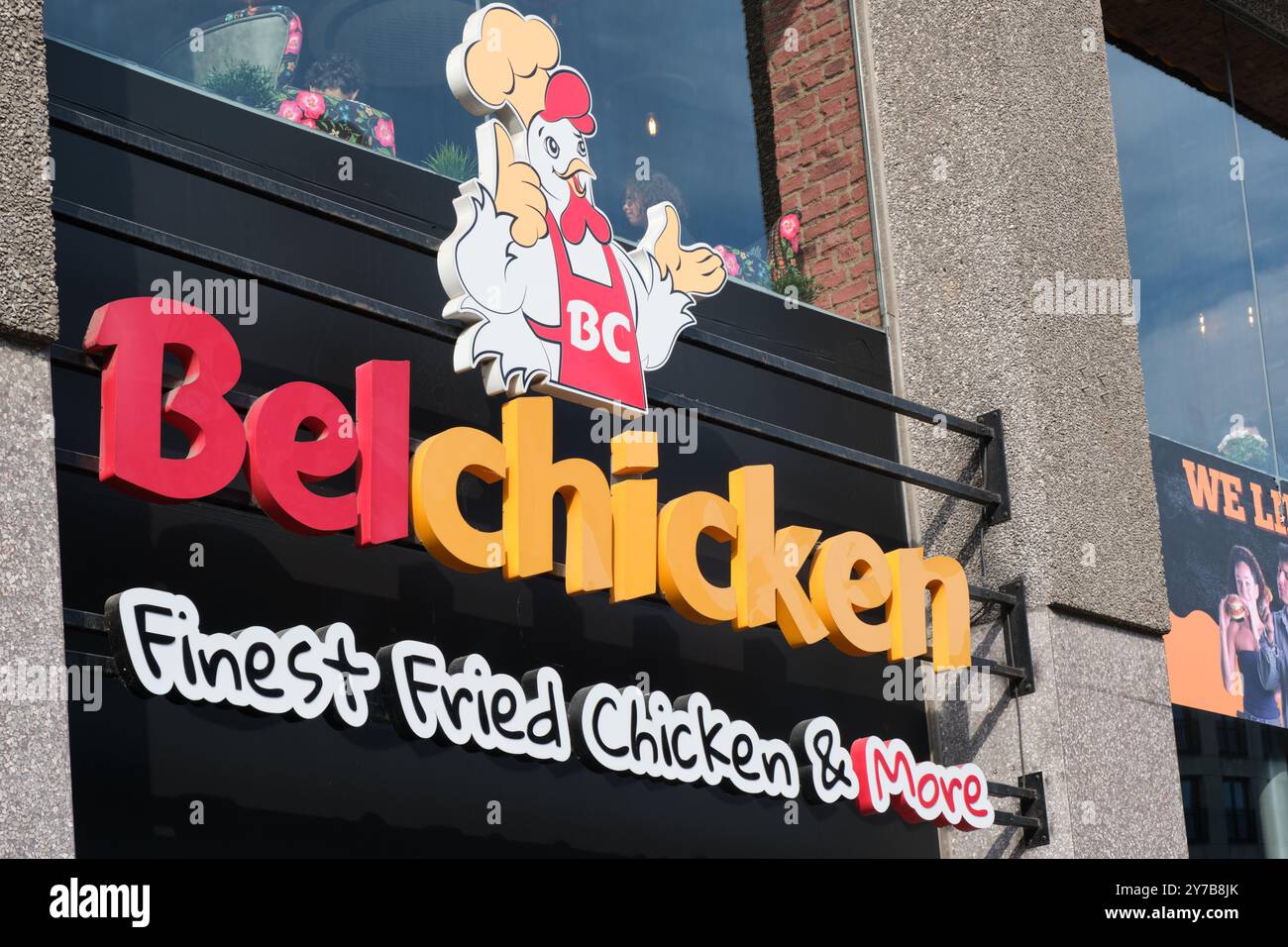Belchicken hi-res stock photography and images - Alamy