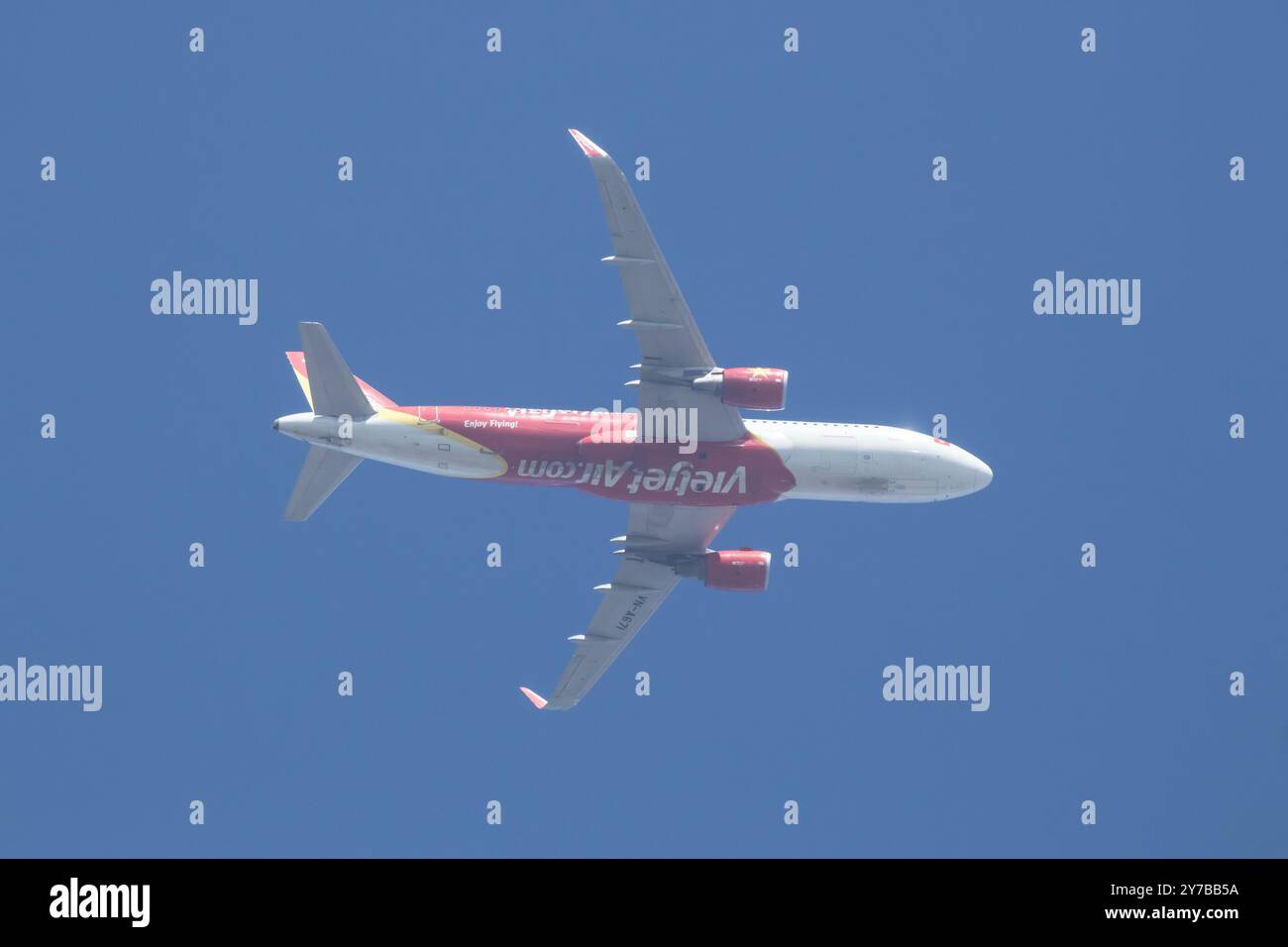 Chiangmai, Thailand - January 2 2024: VN-A671 Airbus A320-200 of ...