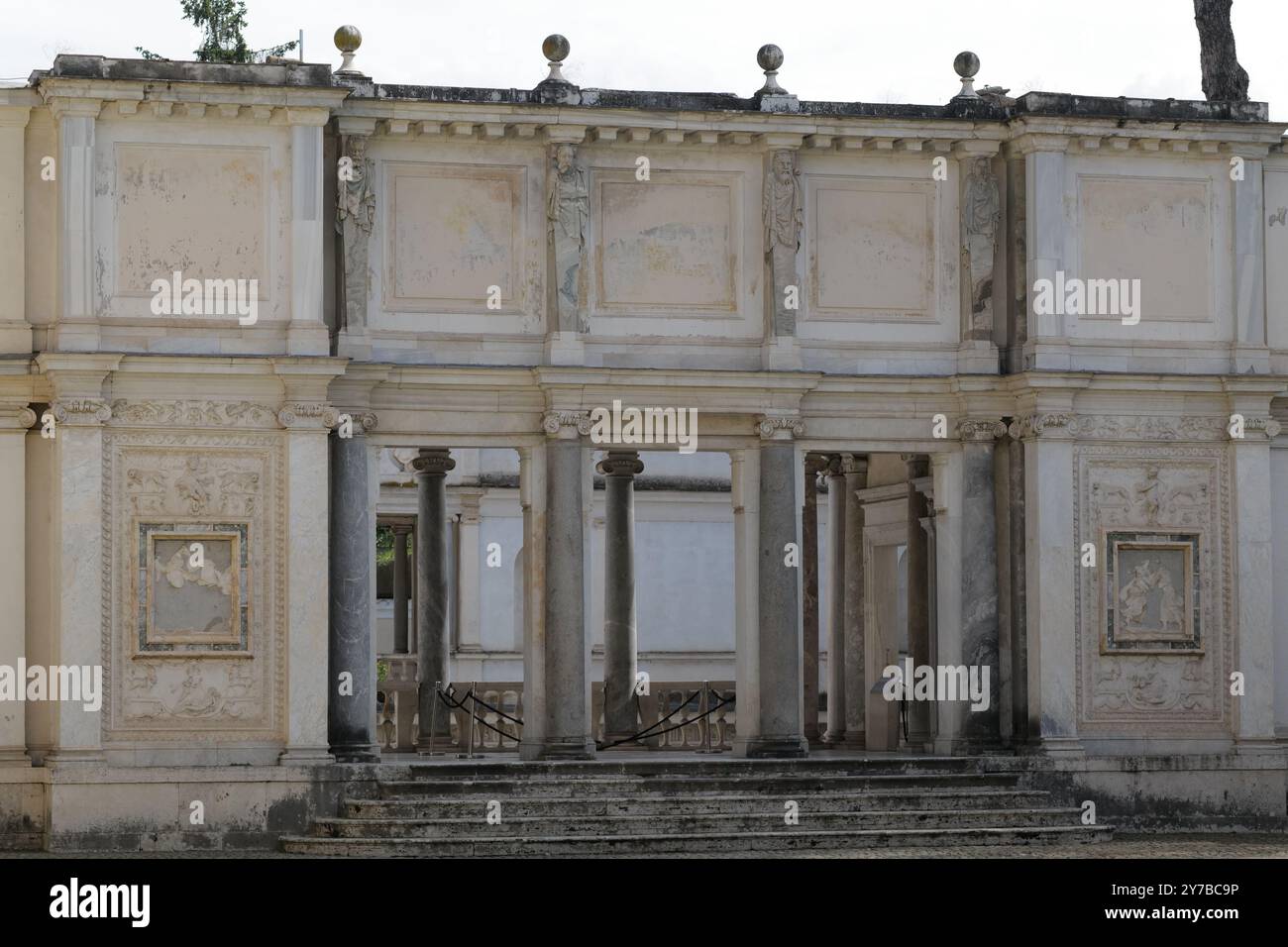 Ancient Roman and Medieval historical sites around Rome, Italy ...