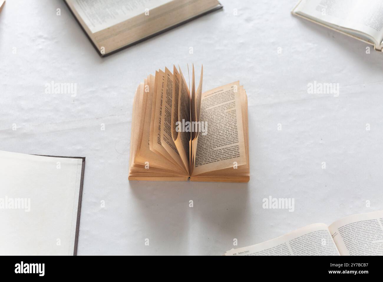 Open concept art hi-res stock photography and images - Alamy