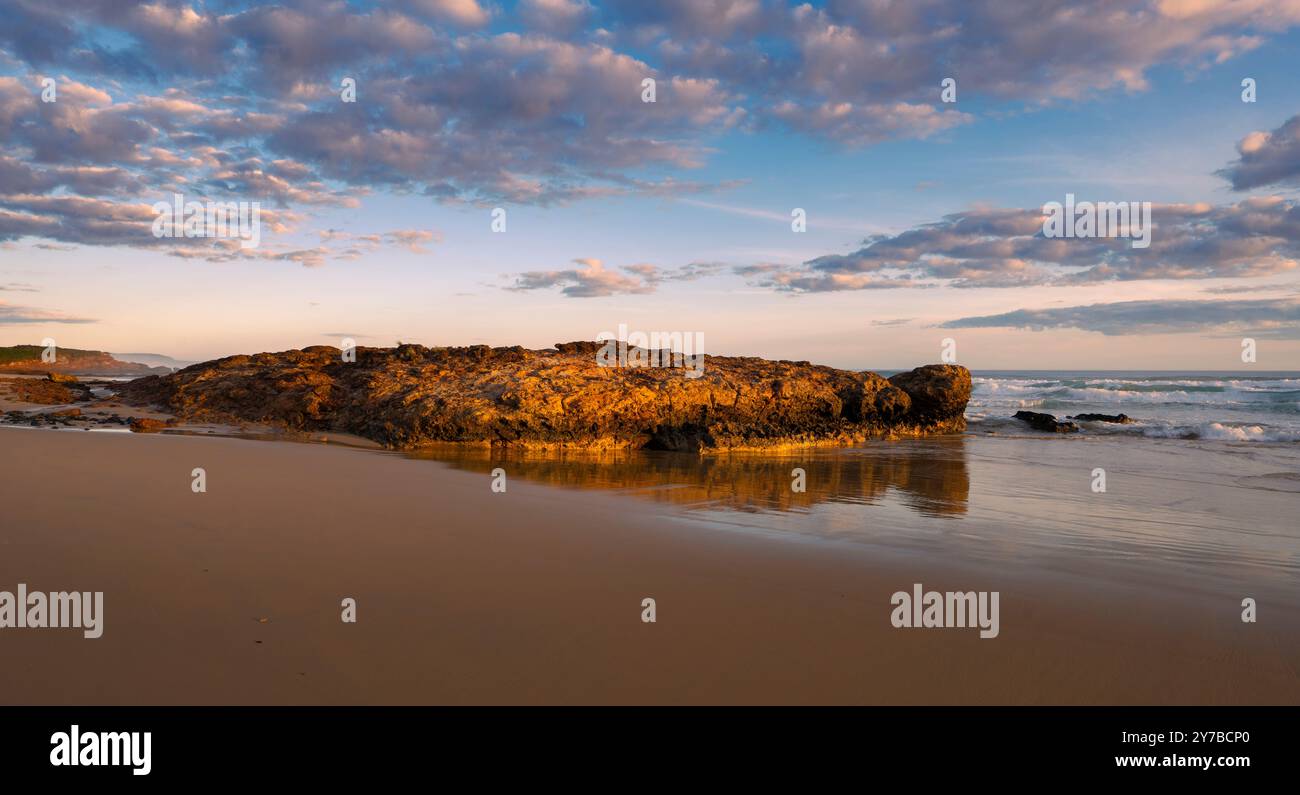 Forrest Caves at sunset, Phillip Island, Victoria Australia. Forrest ...