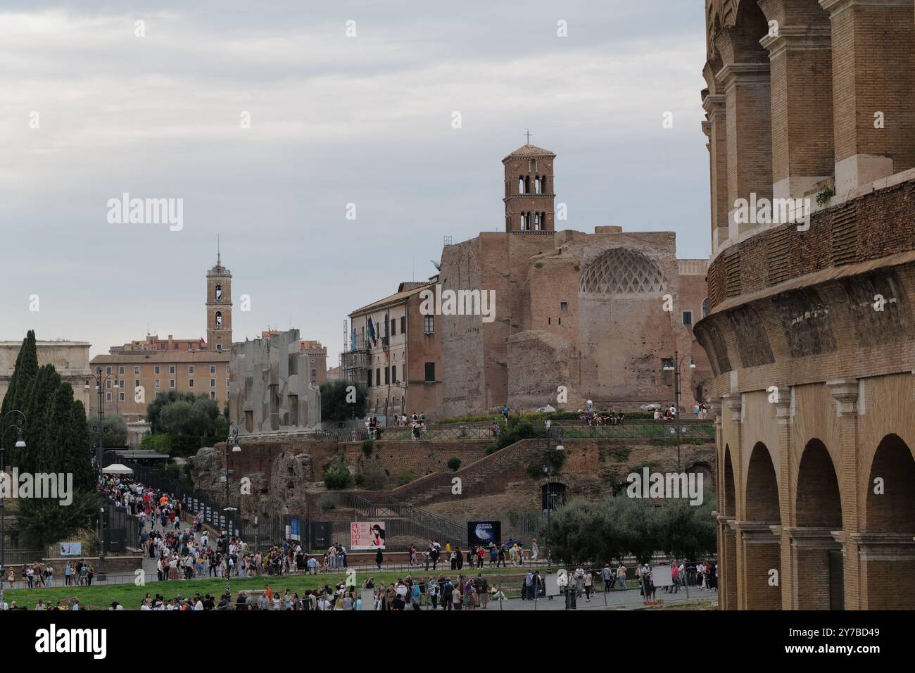 Ancient Roman and Medieval historical sites around Rome, Italy ...