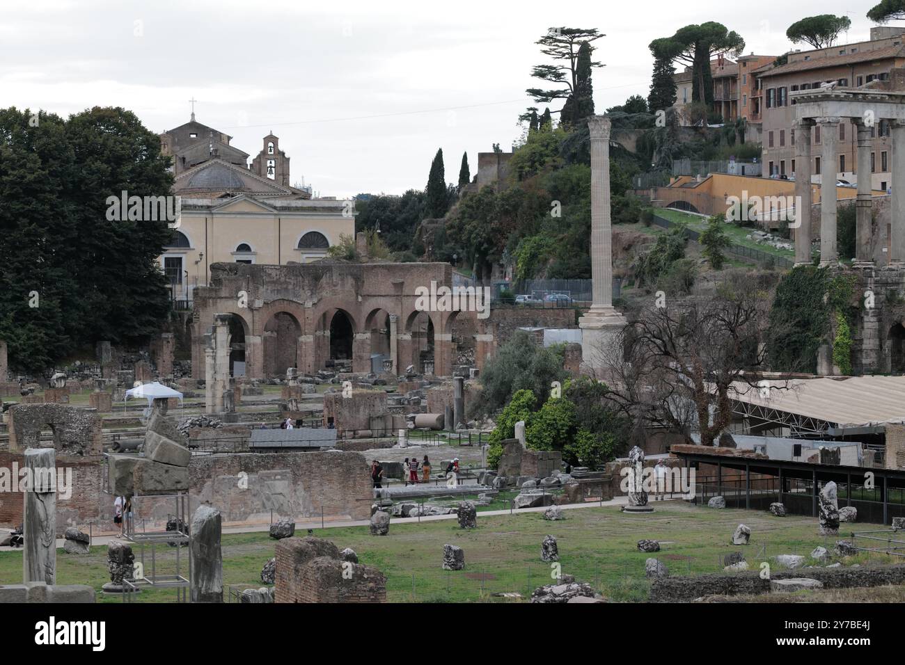 Ancient Roman and Medieval historical sites around Rome, Italy ...