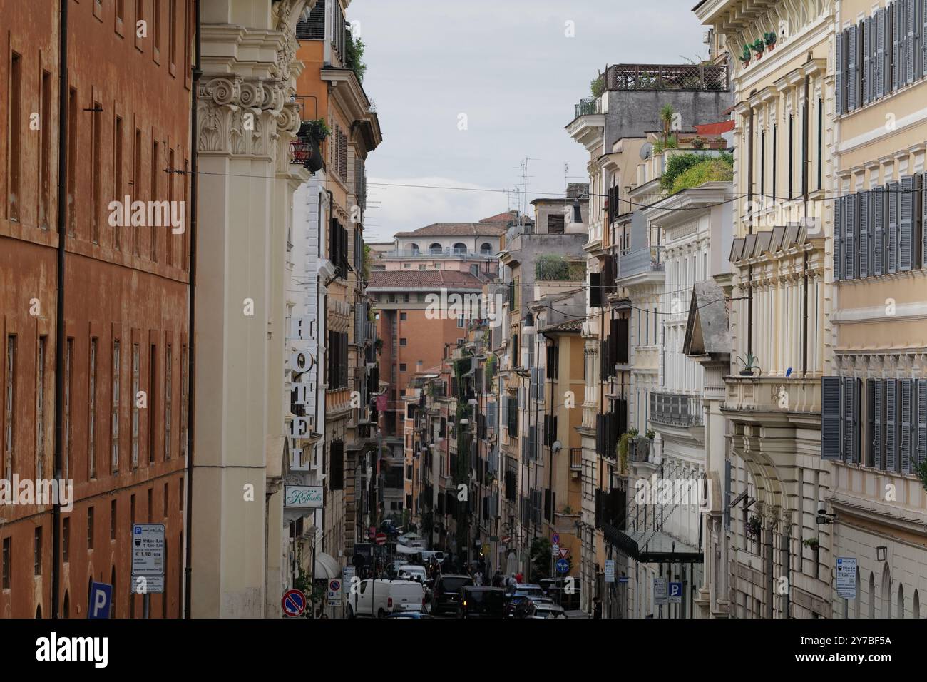 Views of the skyline, allies and notable landmarks of the Eternal City, Rome, Italy Stock Photo ...