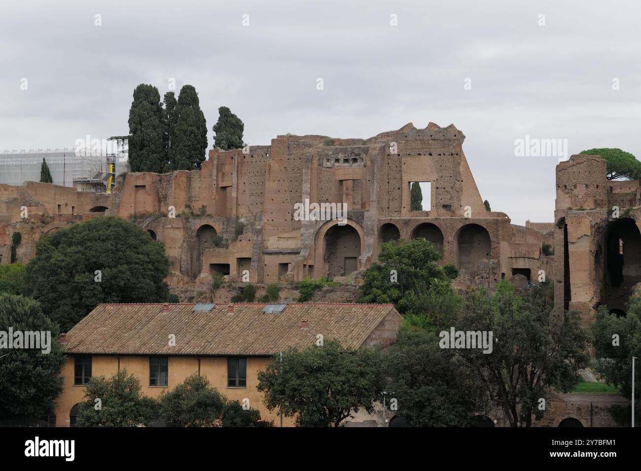 Ancient Roman and Medieval historical sites around Rome, Italy ...