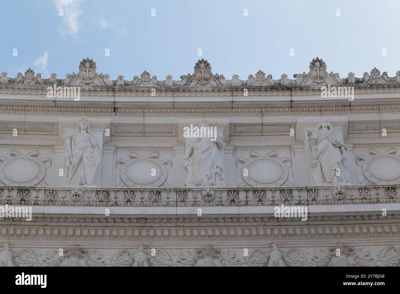 Rome’s iconic Wedding Cake Building, the popular nickname of Altare ...