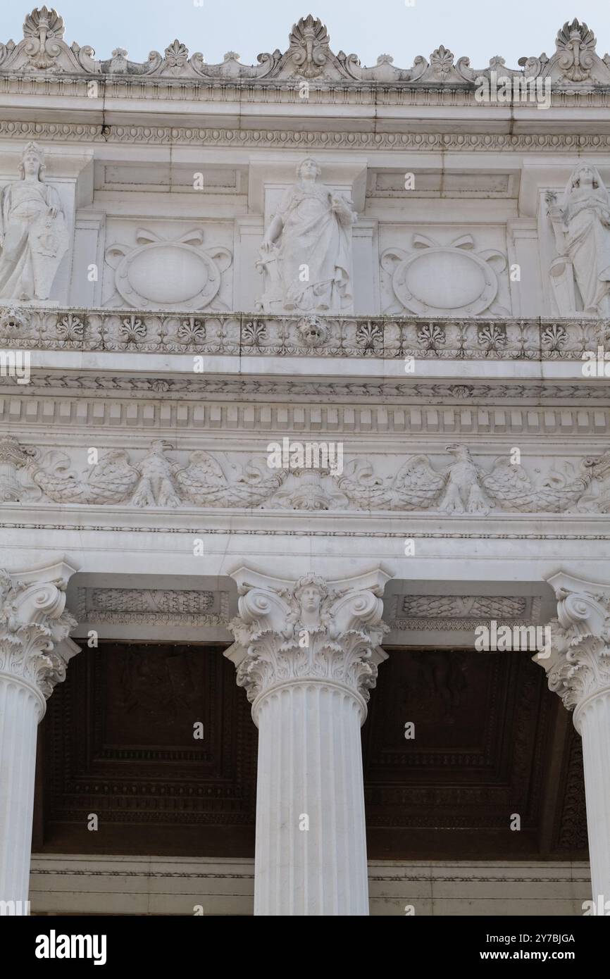 Rome’s iconic Wedding Cake Building, the popular nickname of Altare ...