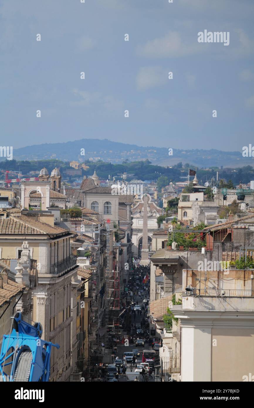 Views of the skyline, allies and notable landmarks of the Eternal City, Rome, Italy Stock Photo ...