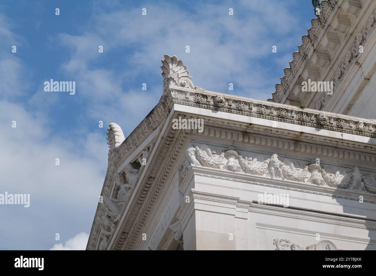 Rome’s iconic Wedding Cake Building, the popular nickname of Altare ...