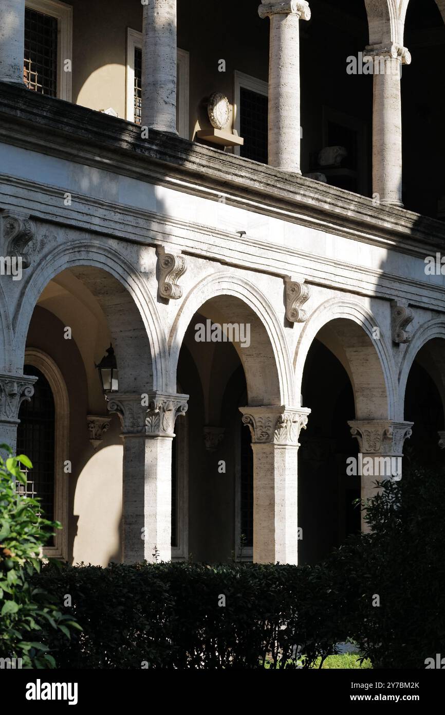 Ancient Roman and Medieval historical sites around Rome, Italy ...
