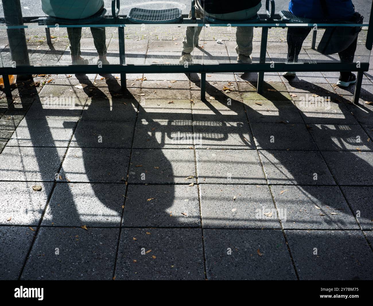SHAPES sHADOWS OBJECTS COLOUR OBSCURE ITEMS Stock Photo - Alamy