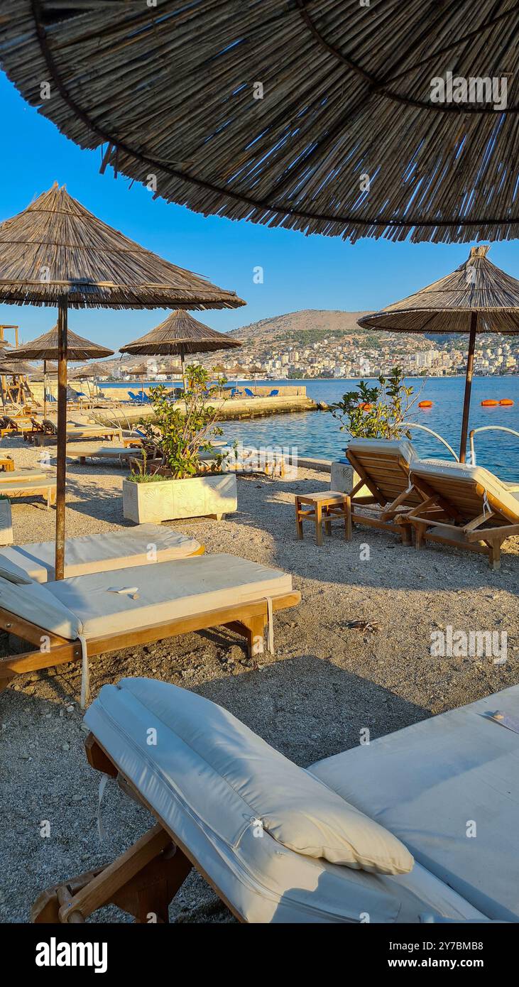 Luxury vibe hi-res stock photography and images - Alamy