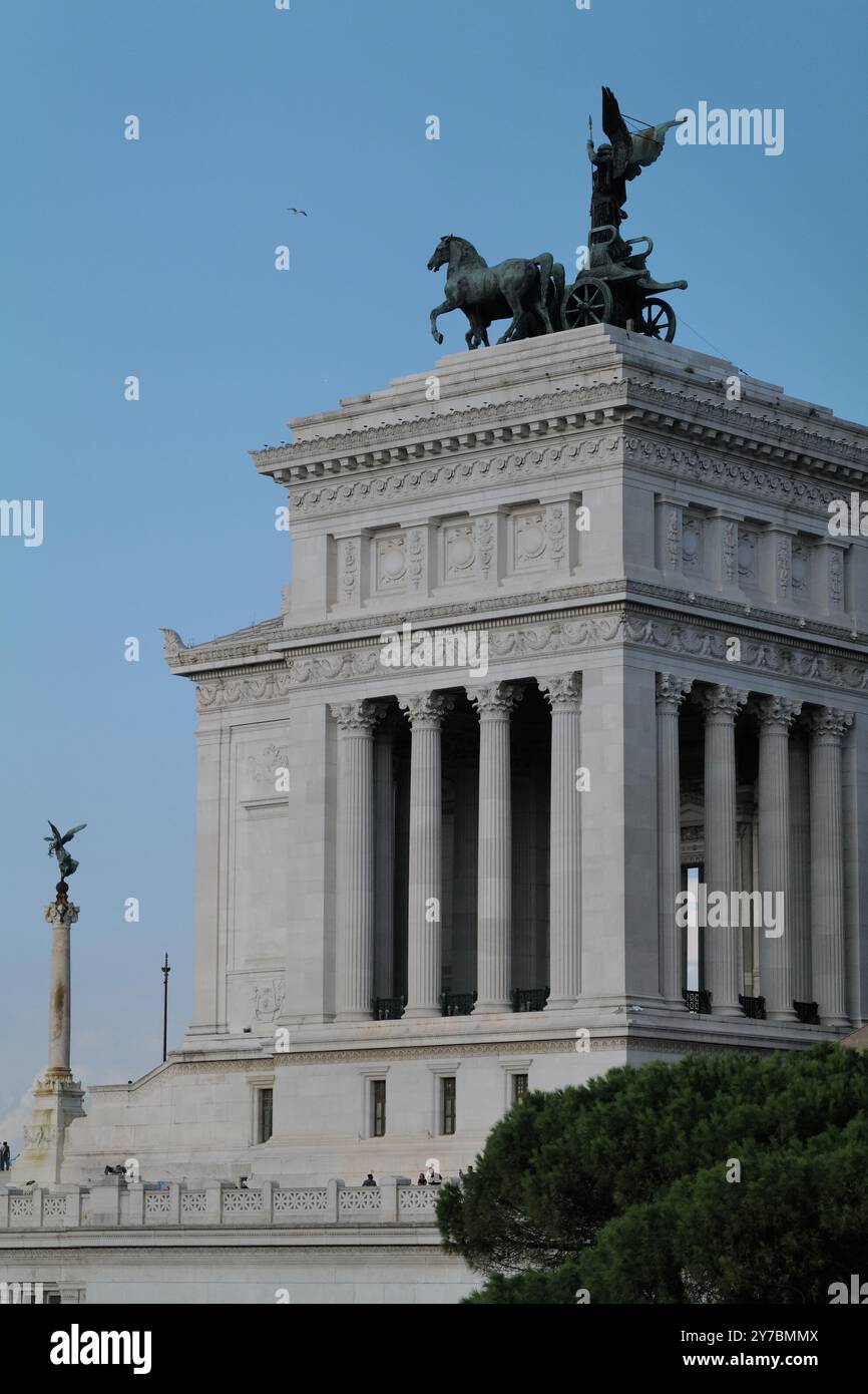 Rome’s iconic Wedding Cake Building, the popular nickname of Altare ...