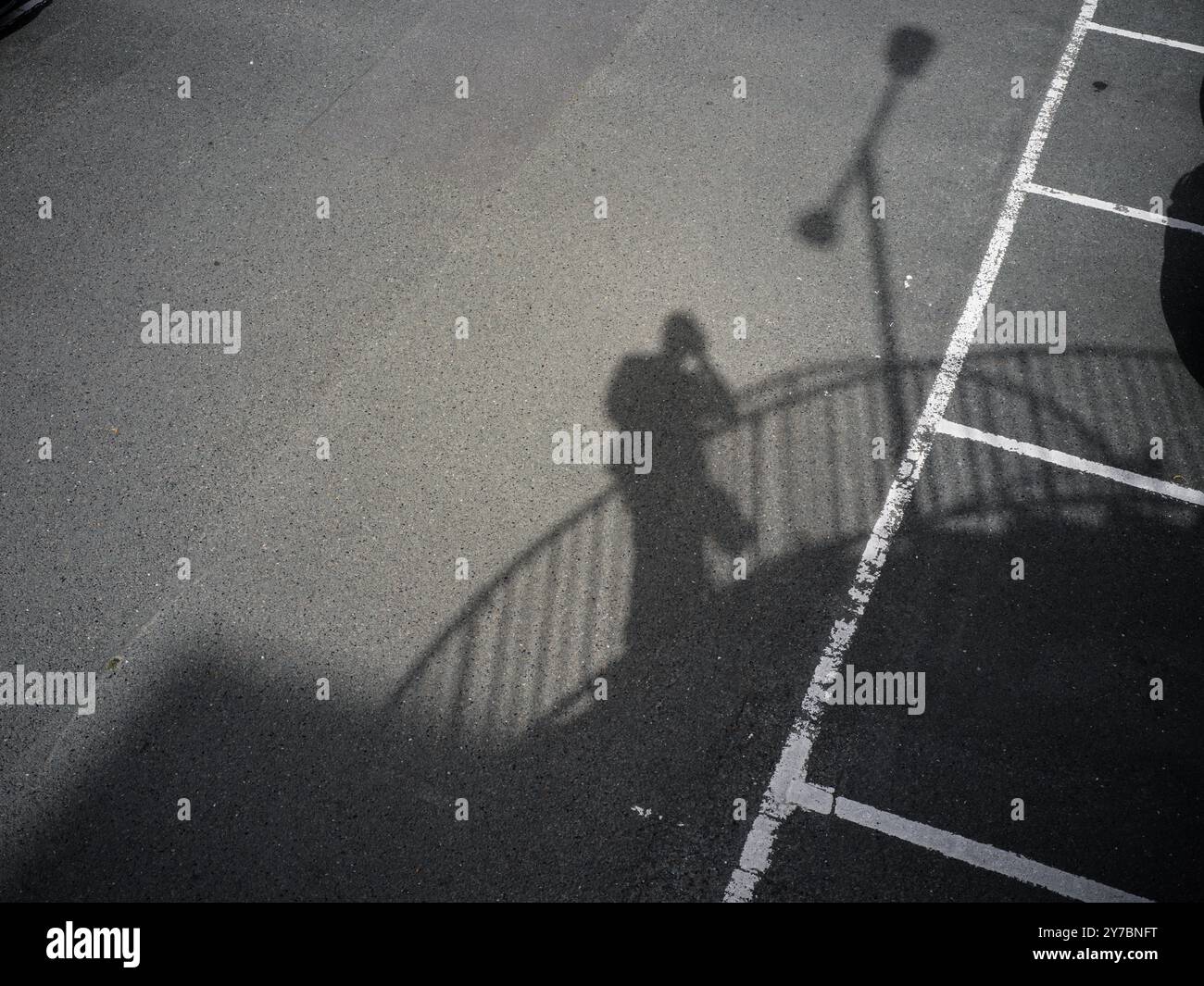 SHAPES sHADOWS OBJECTS COLOUR OBSCURE ITEMS Stock Photo - Alamy