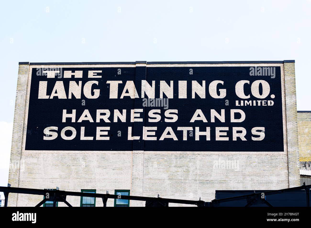 Reproduction building hi-res stock photography and images - Alamy