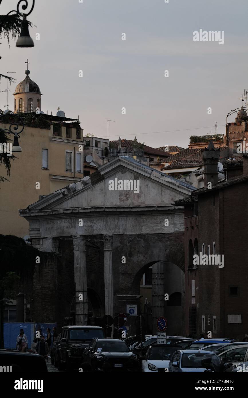 Twilight light on roman rooftops hi-res stock photography and images ...