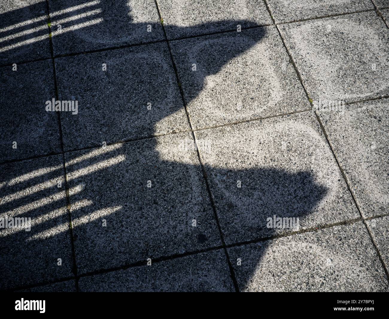SHAPES sHADOWS OBJECTS COLOUR OBSCURE ITEMS Stock Photo - Alamy