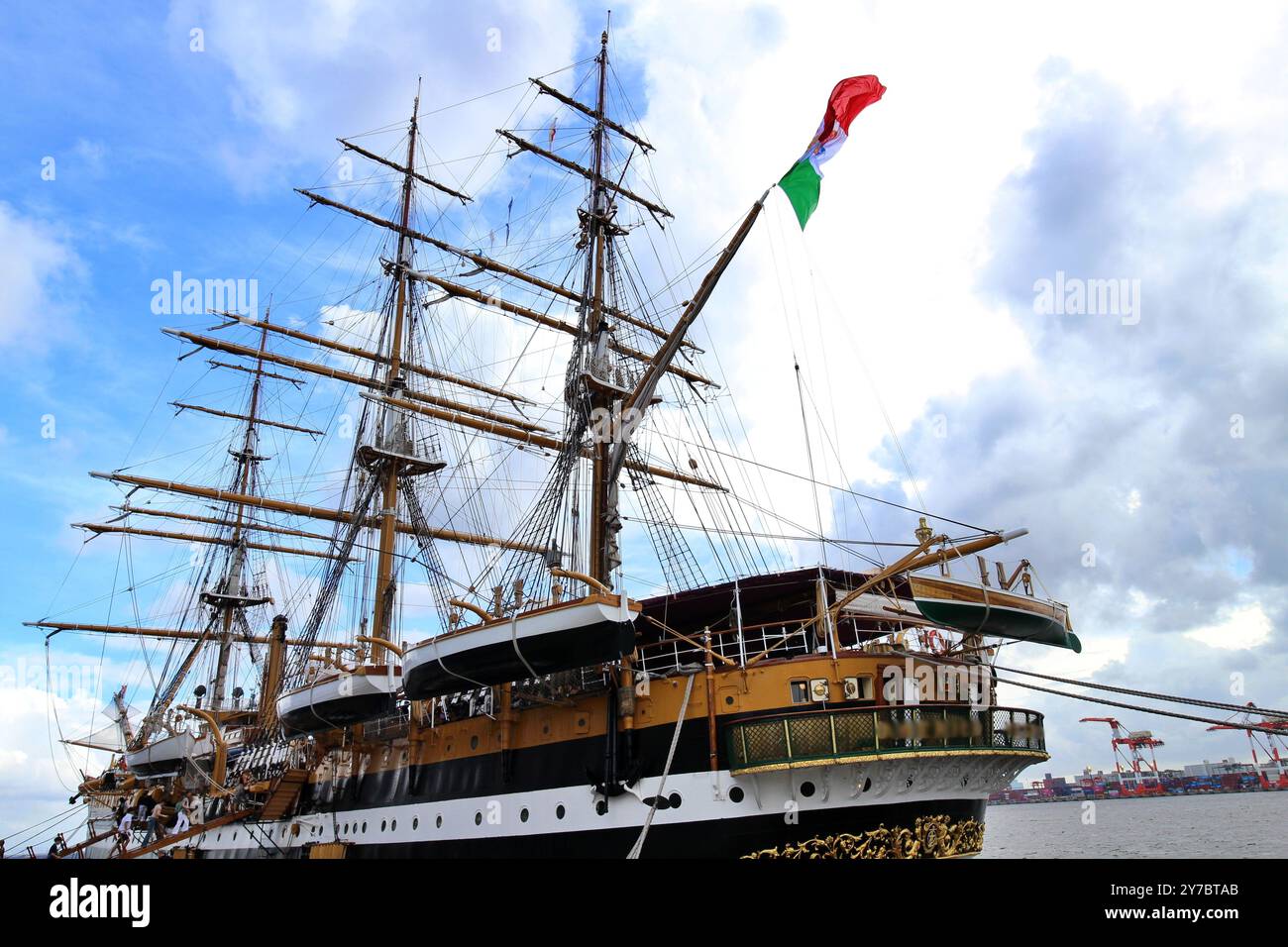 A sailing ship anchored in Tokyo Bay Stock Photo - Alamy