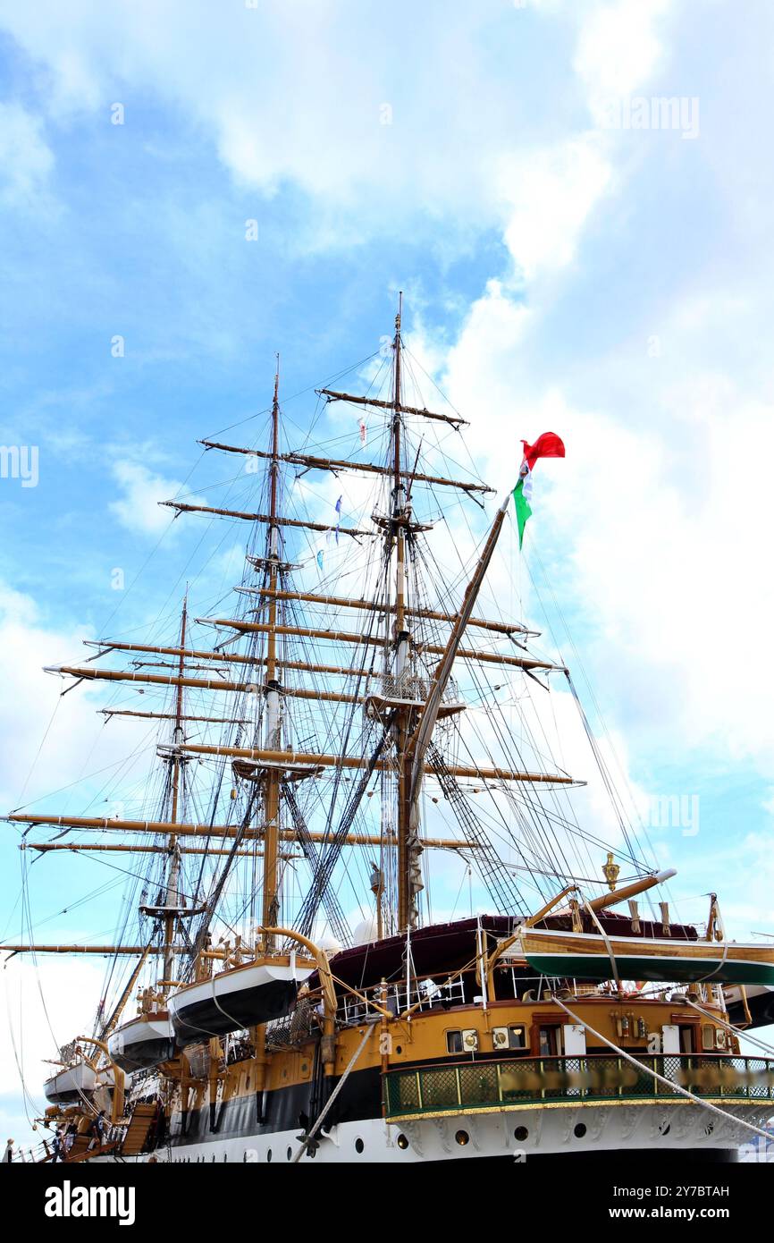 A sailing ship anchored in Tokyo Bay Stock Photo - Alamy