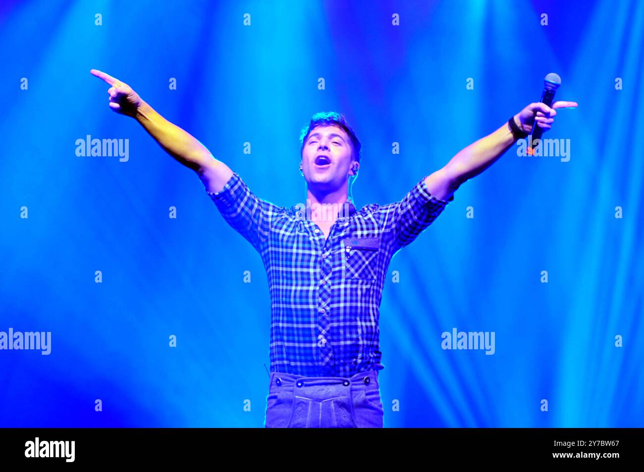 Julian David beim 25. Oberlausitzer Oktoberfest Kemnitz 2024. Kemnitz, 28.09.2024 *** Julian ...