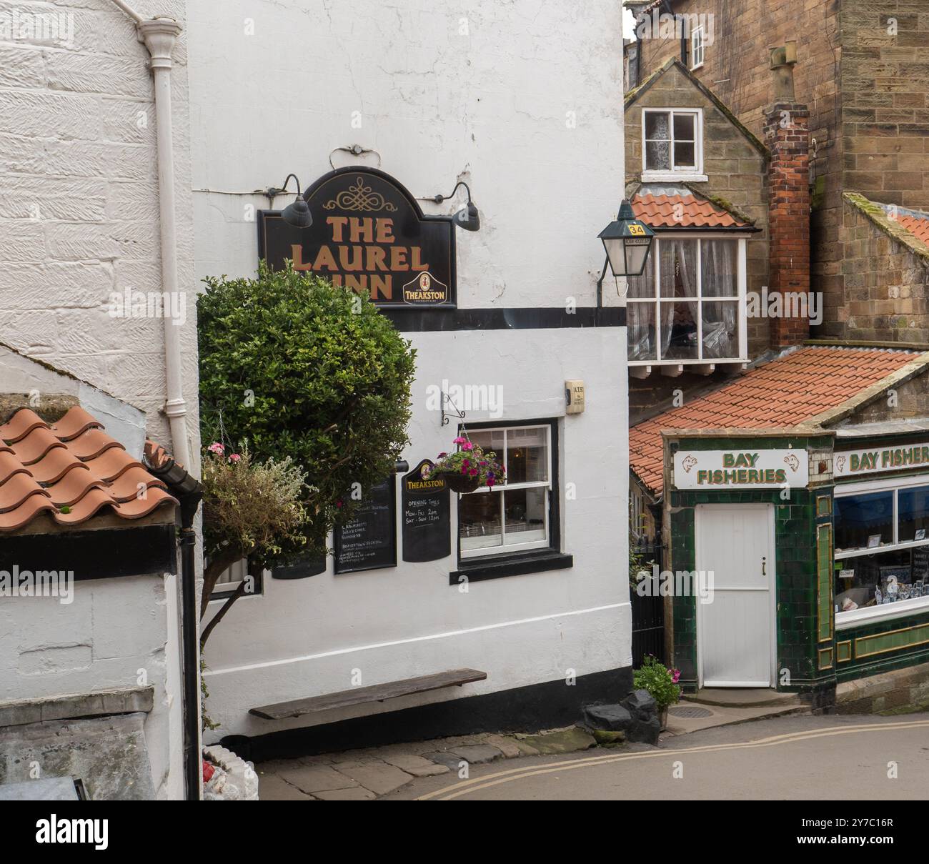 The Laurel Inn, Robin Hood's Bay Stock Photo - Alamy