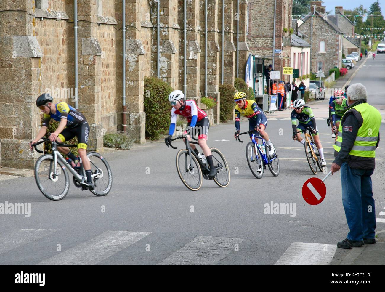 Mantilly street view hi-res stock photography and images - Alamy