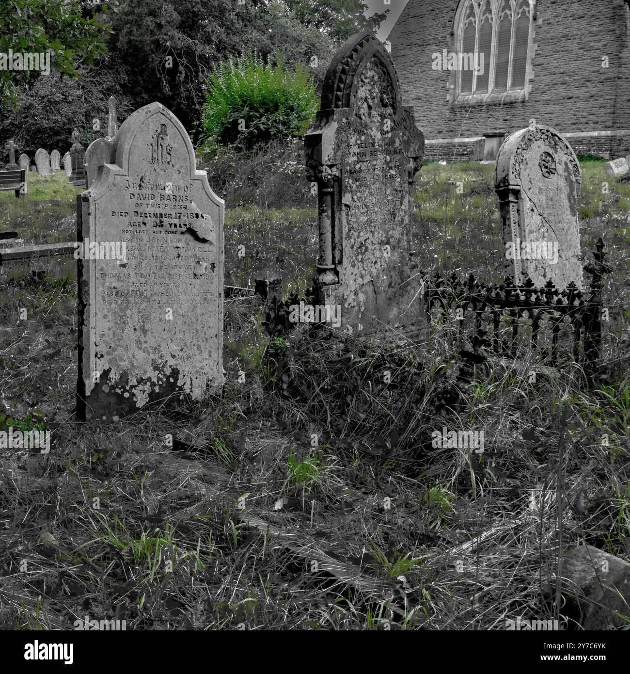 Fog headstones wales hi-res stock photography and images - Alamy