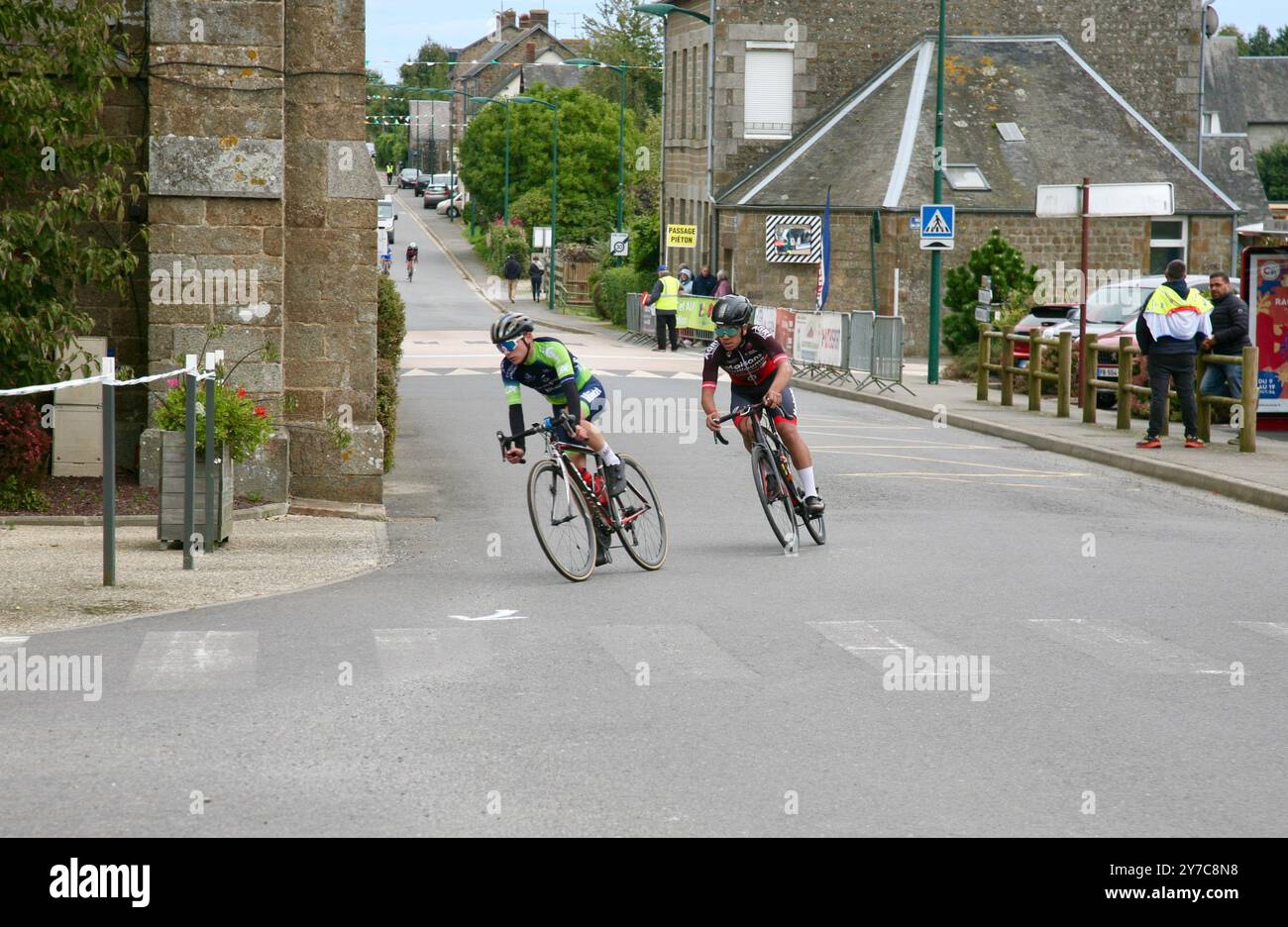 Mantilly street view hi-res stock photography and images - Alamy