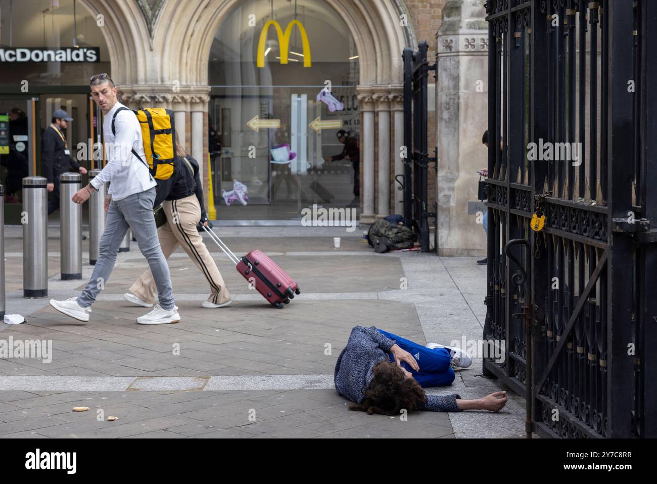 Unsafe streets london hi-res stock photography and images - Alamy