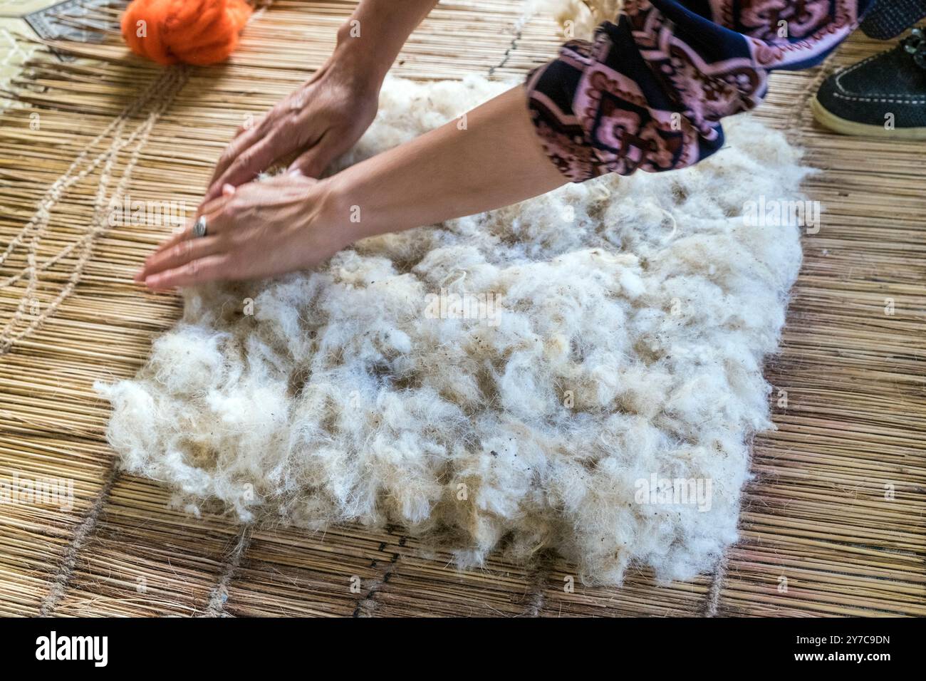 Kyrgyzstan, Kochkor, handcrafted wool processing Stock Photo - Alamy