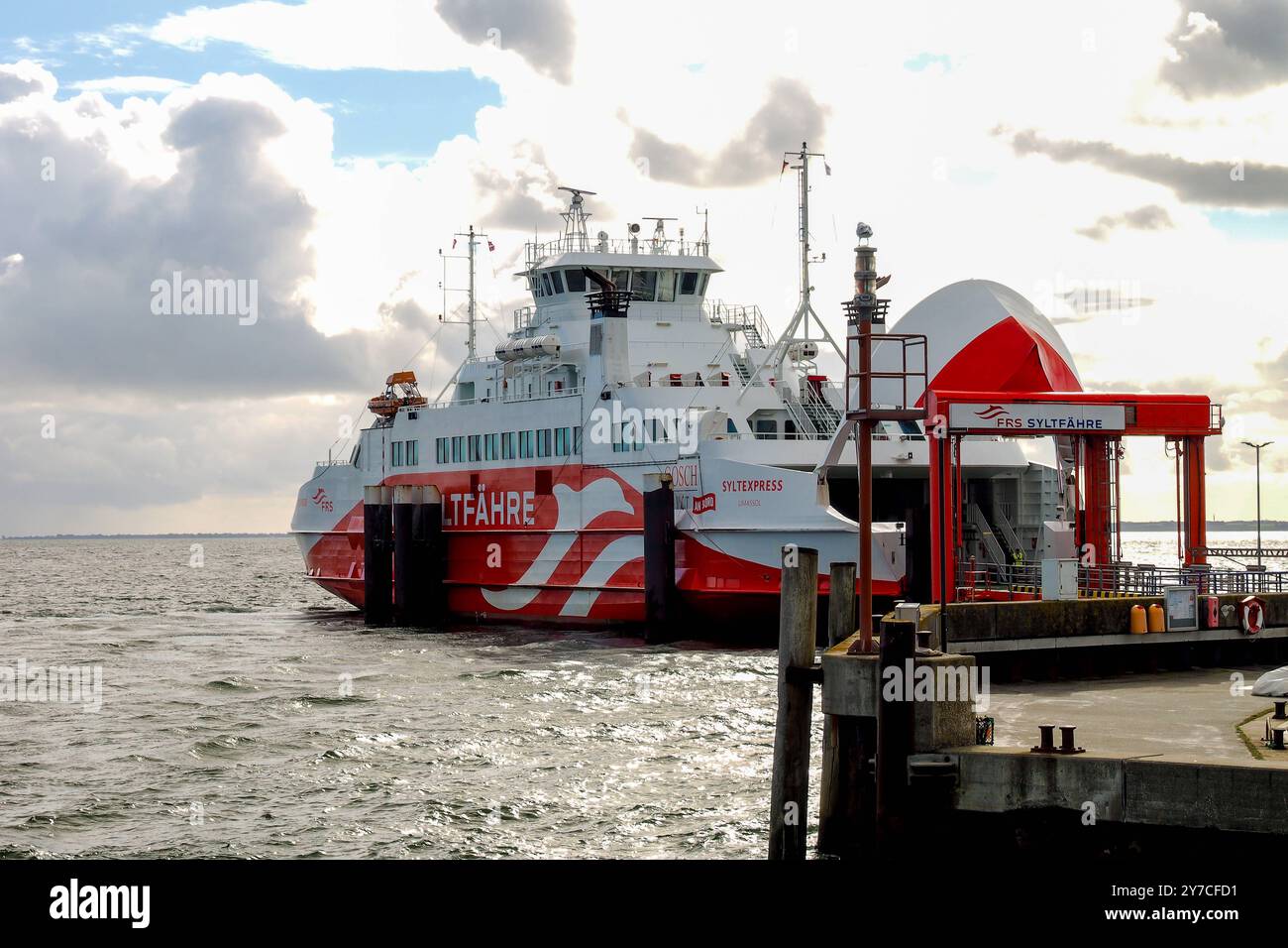 29.09.2024 Die Autofähre, FRS Syltfähre verbindet List auf Sylt mit der ...