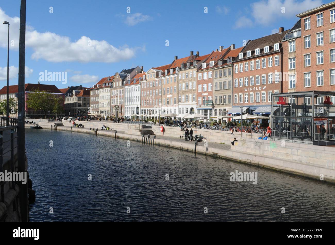 Copenhagen/ DenmarK/29 september 2024/ Gammel strand canal and building ...