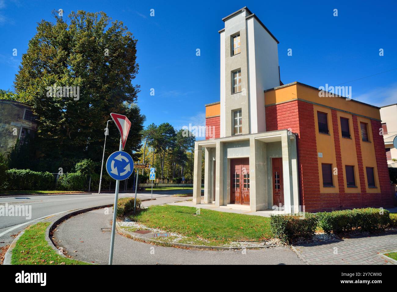 The forgotten ideal city of the Po delta Tresigallo is a small town in ...