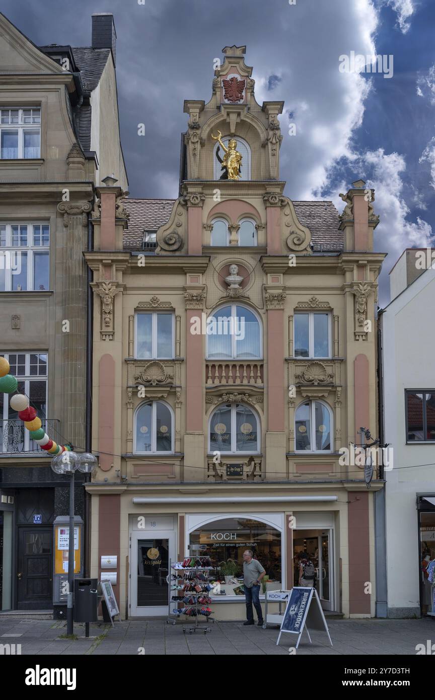Residential building with baroque-style stone facade, 1887, Bad ...