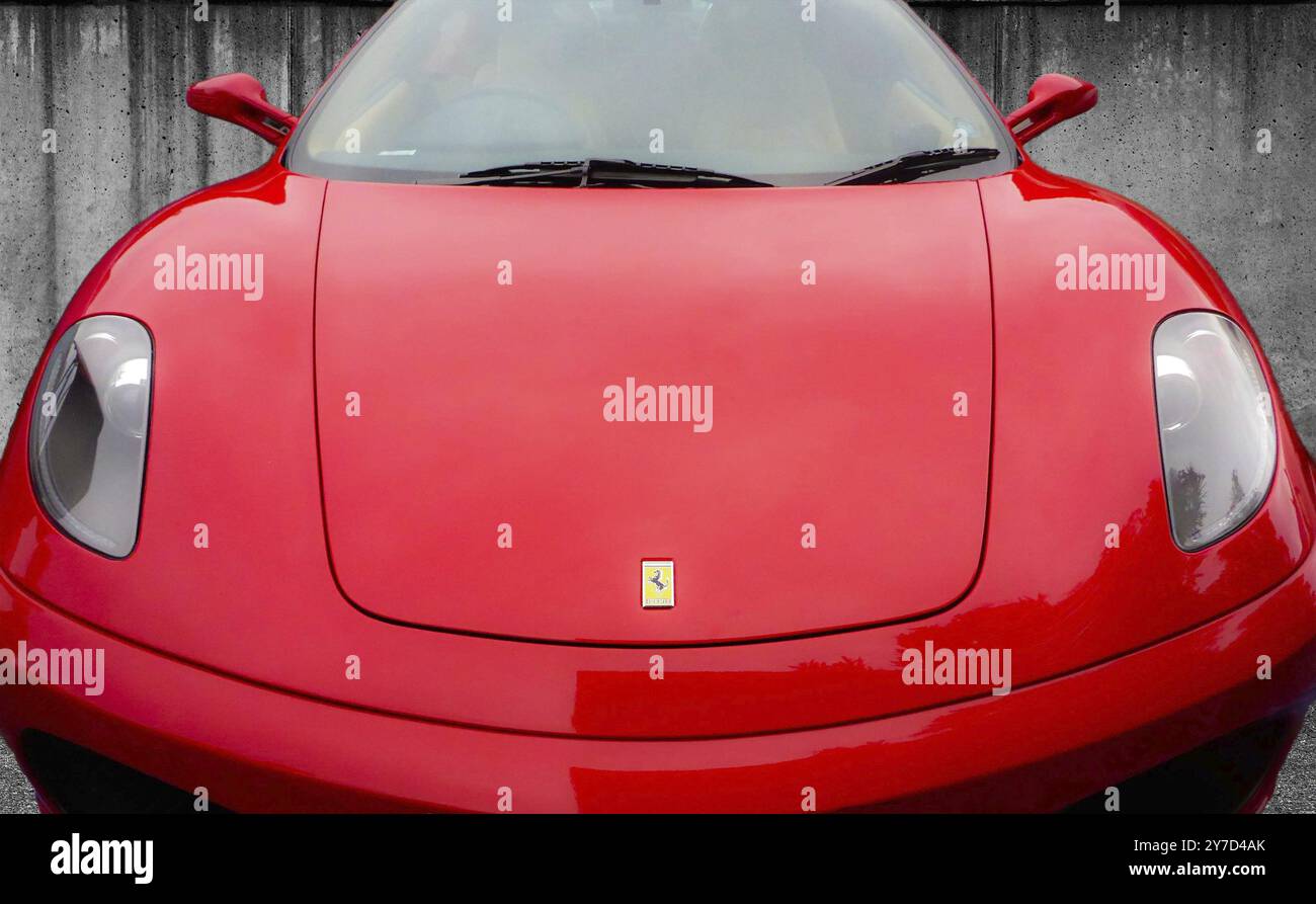 Front of Ferrari F 430 F430 Spider in colour Rosso Corsa Ferrari red ...