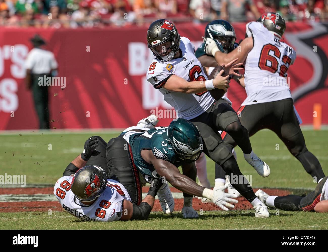 Moro ojomo eagles hi-res stock photography and images - Alamy