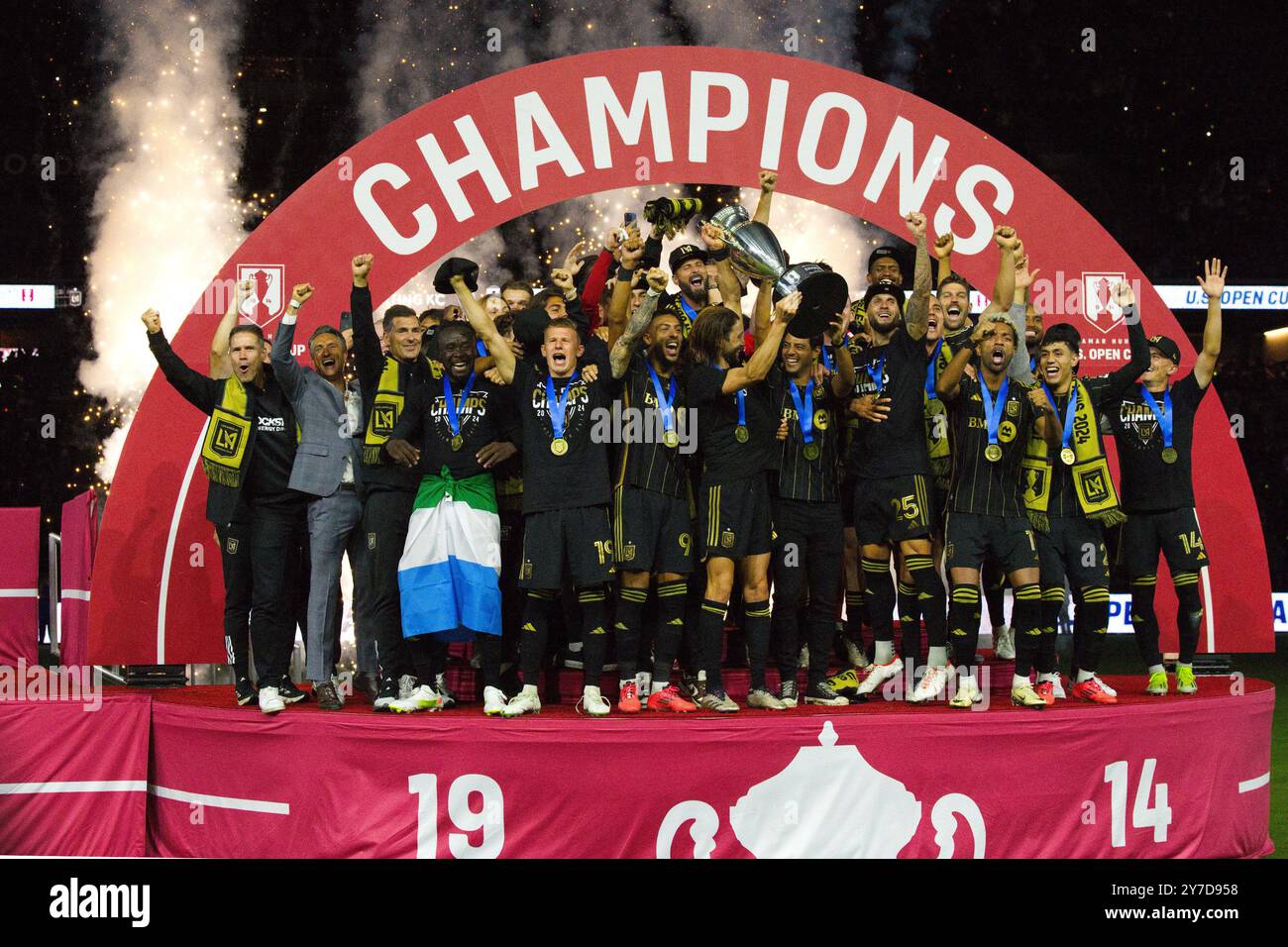 Bmo Stadium, California, USA. 25th Sep, 2024. LAFC wins the Lamar Hunt ...