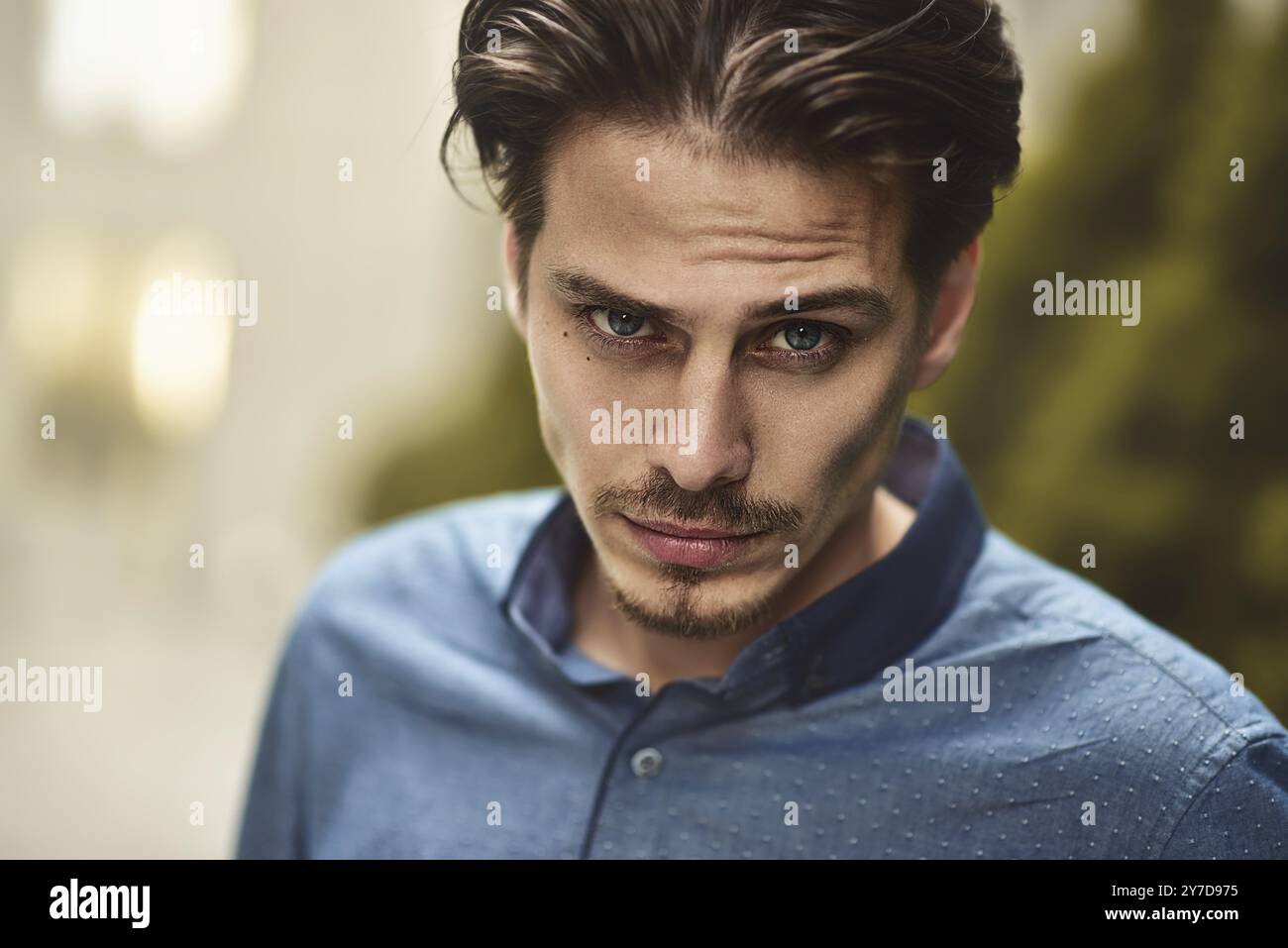 Stylish portraits hi-res stock photography and images - Alamy