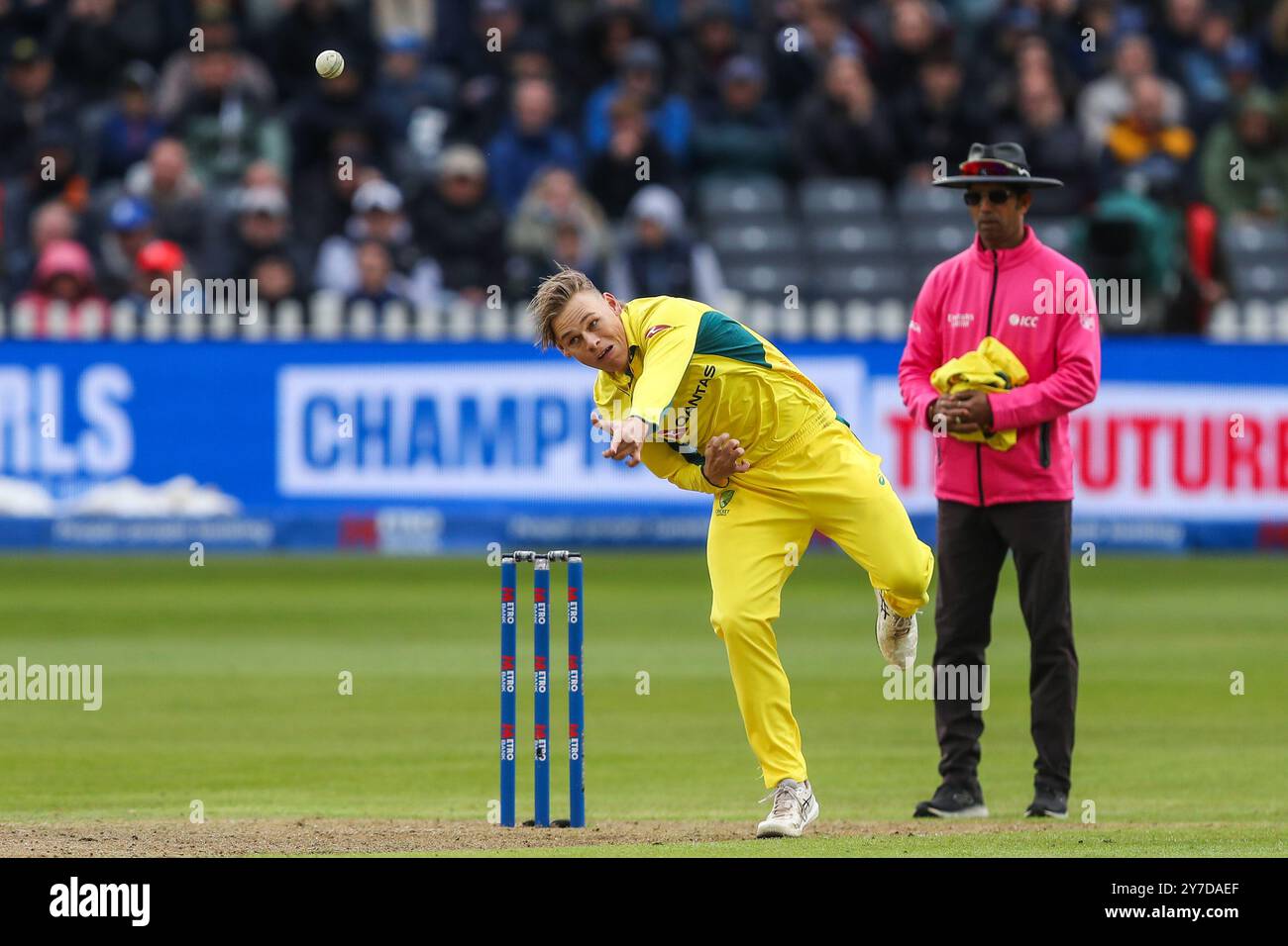 Cooper Connolly of Australia delivers the ball during the Fifth Metro ...