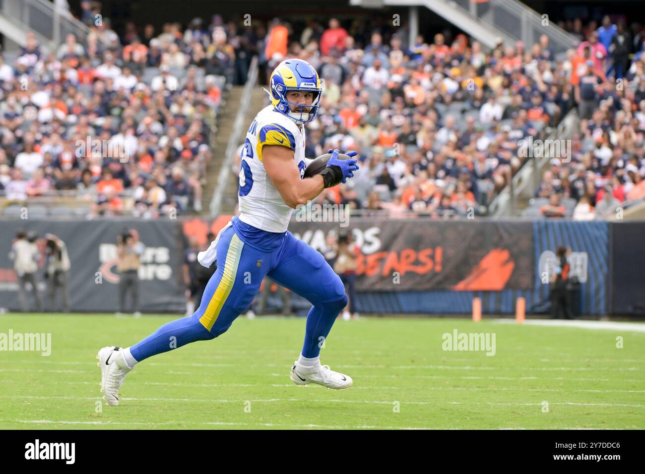 Chicago, United States. 29th Sep, 2024. Los Angeles Rams tight end ...