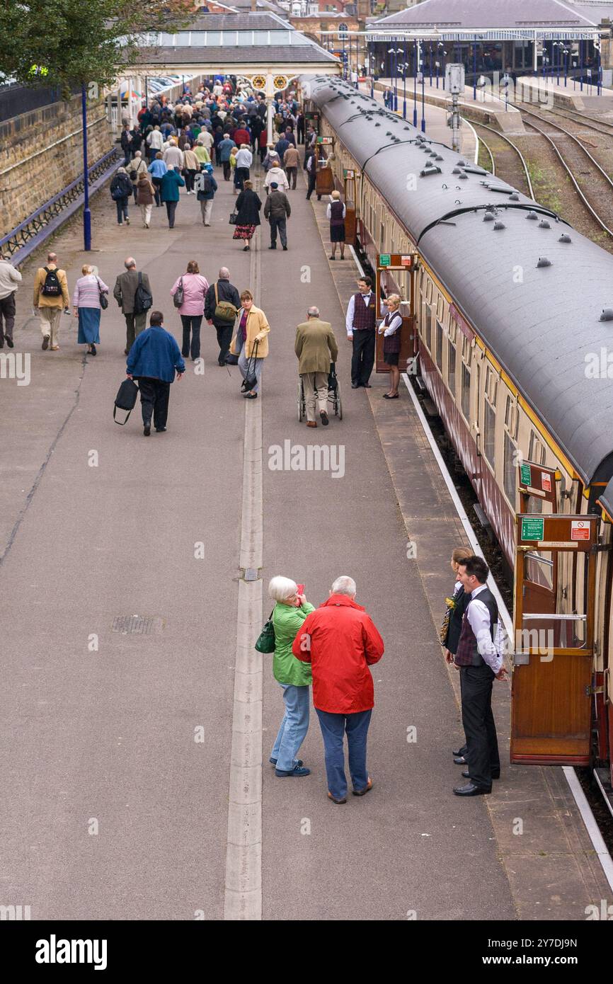 A steam rail excursion arriving at Scarborough railway station Stock ...