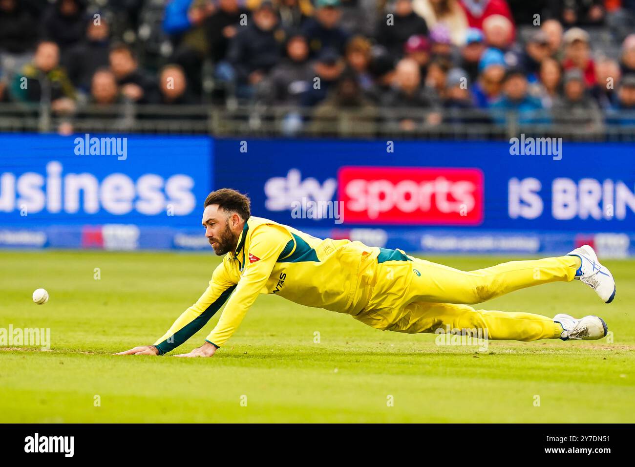 Glenn maxwell odi hi-res stock photography and images - Alamy