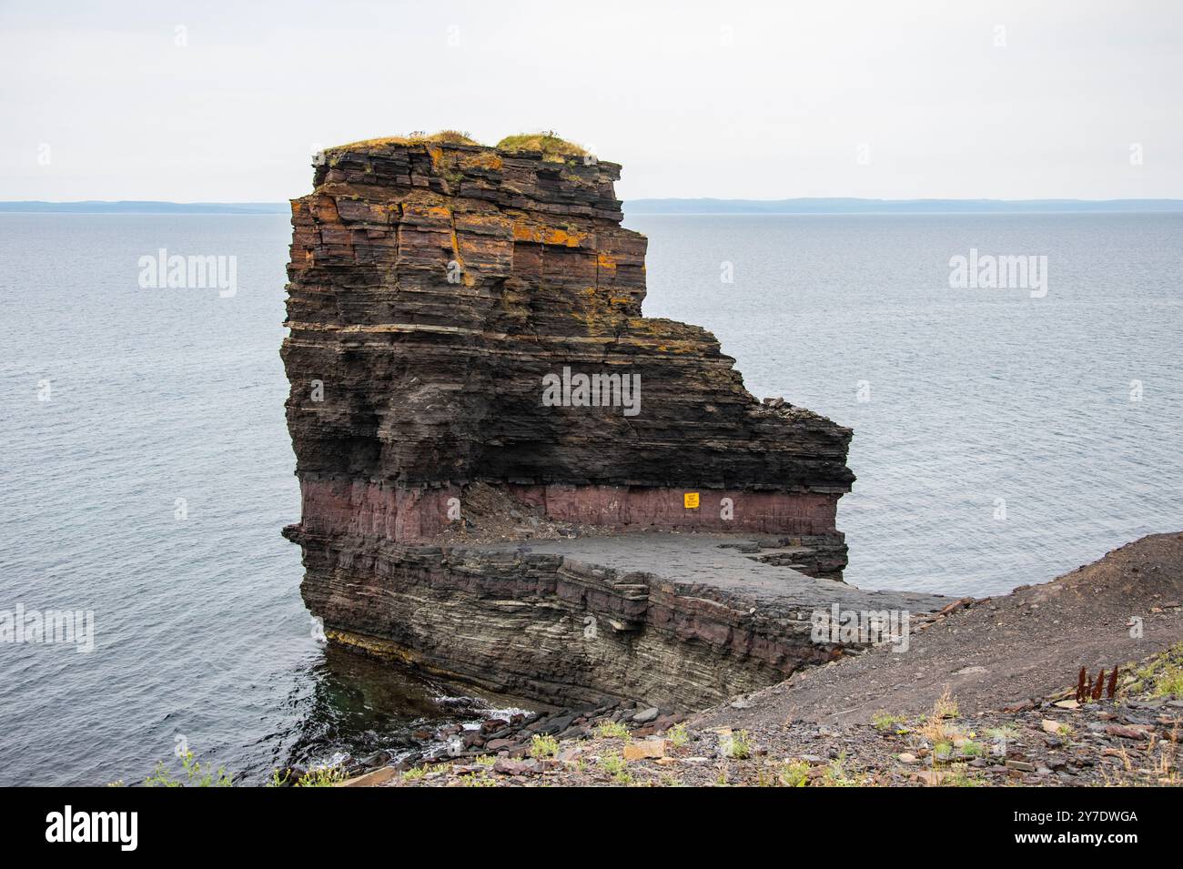 Sea stack at Grebe’s Nest in Wabana, Bell Island, Newfoundland ...