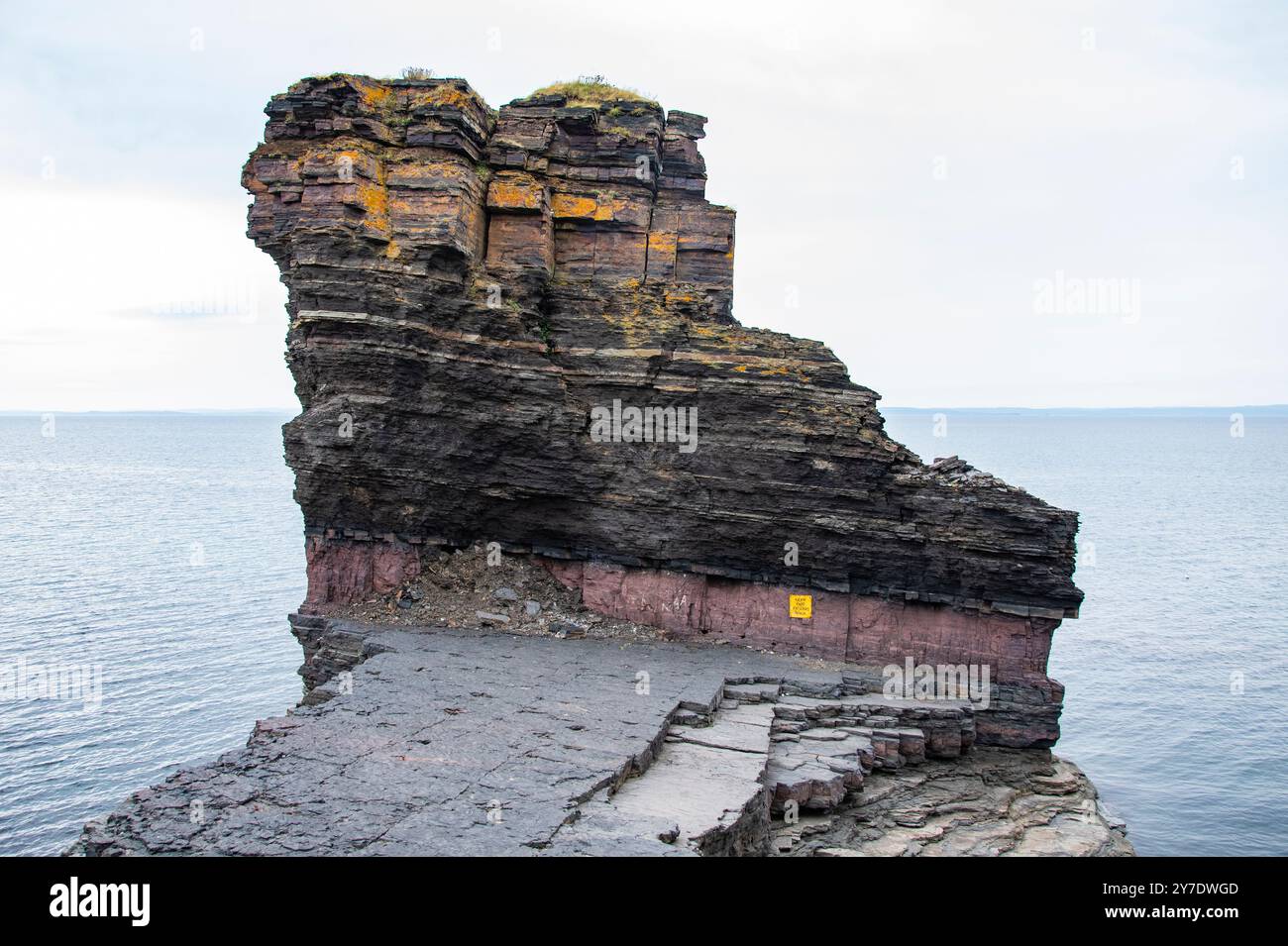 Sea stack at Grebe’s Nest in Wabana, Bell Island, Newfoundland ...