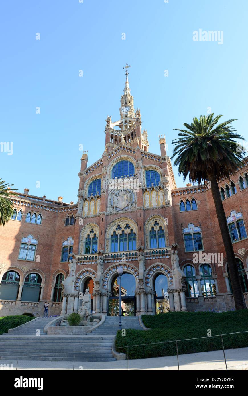 The administration pavilion of the Sant Pau architectural complex ...