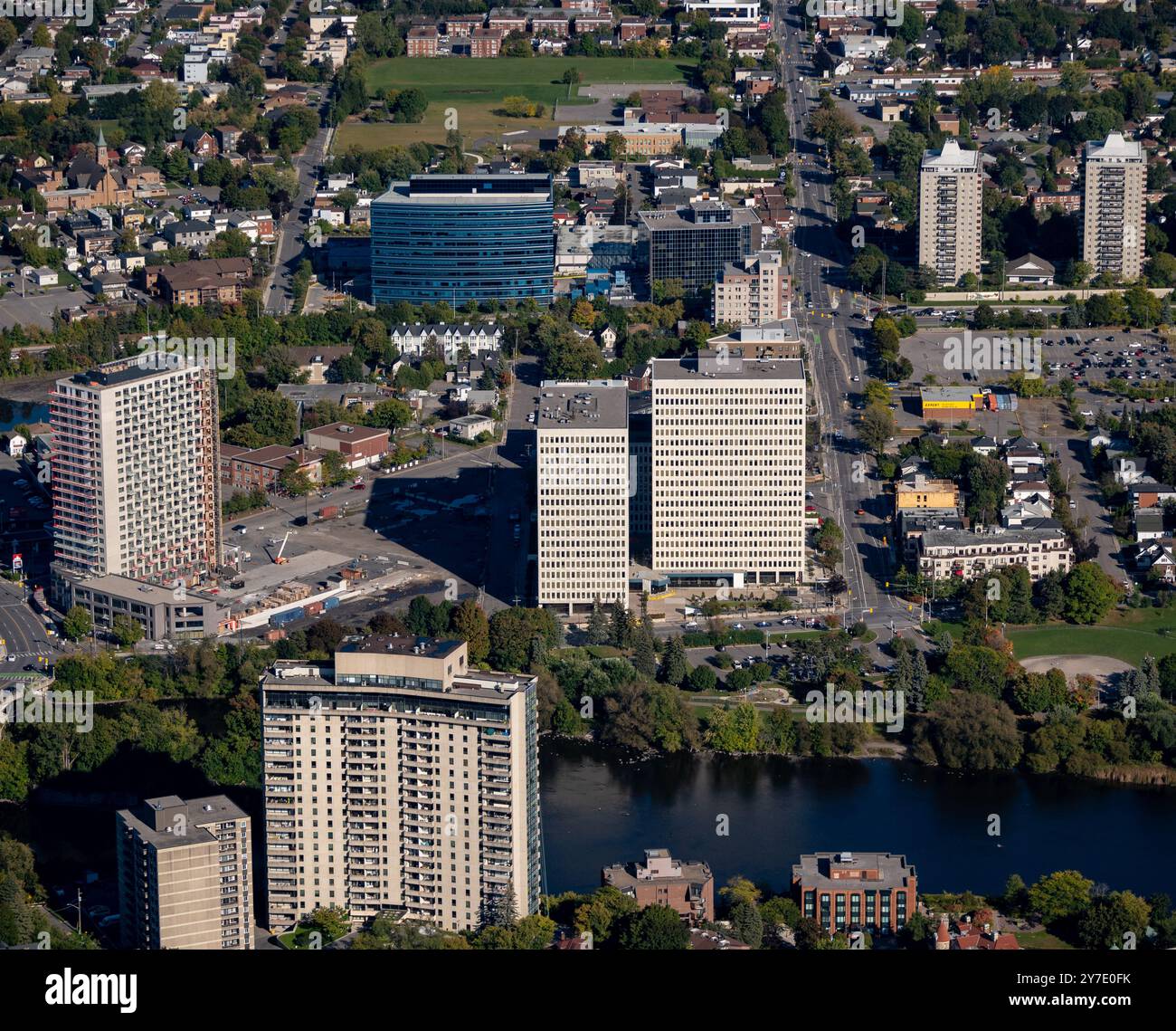 333 north river road hi-res stock photography and images - Alamy