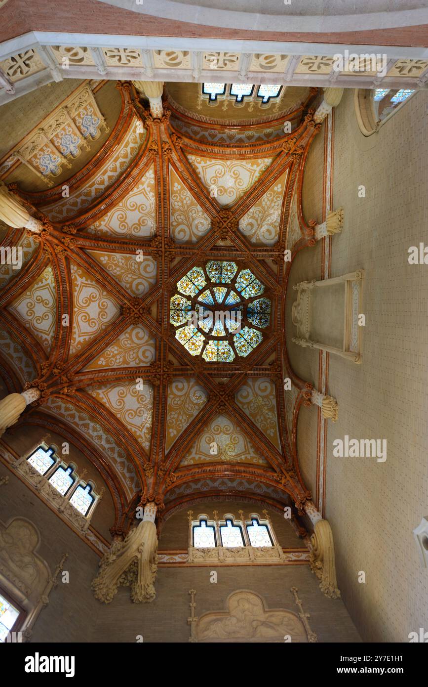 The beautiful interior of the Hypostyle hall in the Administration ...